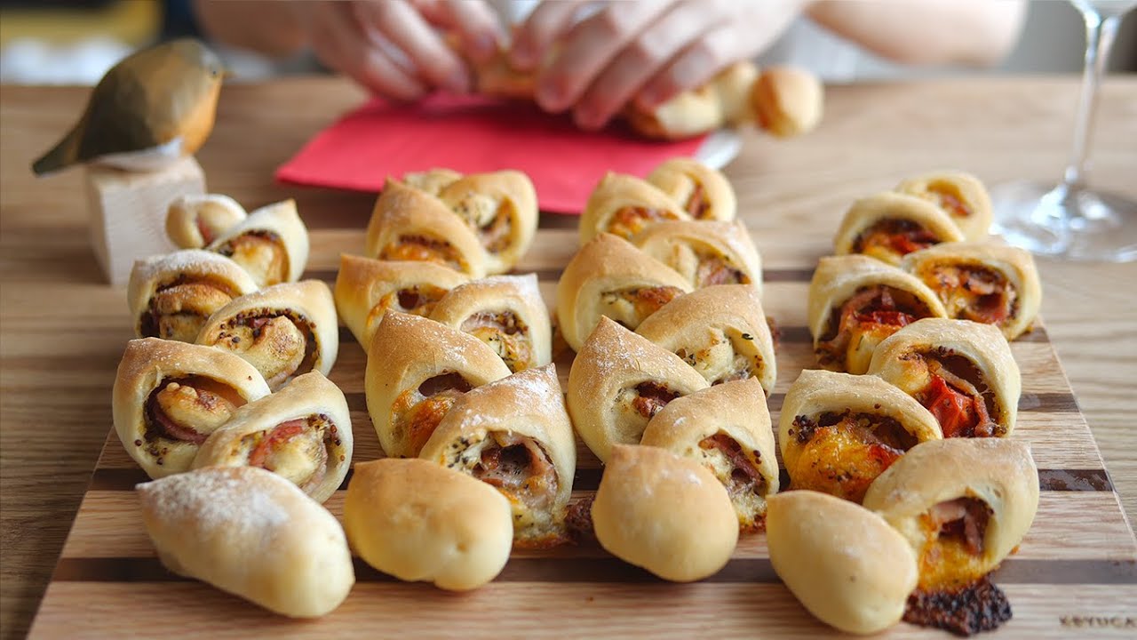 I love this bread more than anything in the world. Homemade Bacon Epi ...