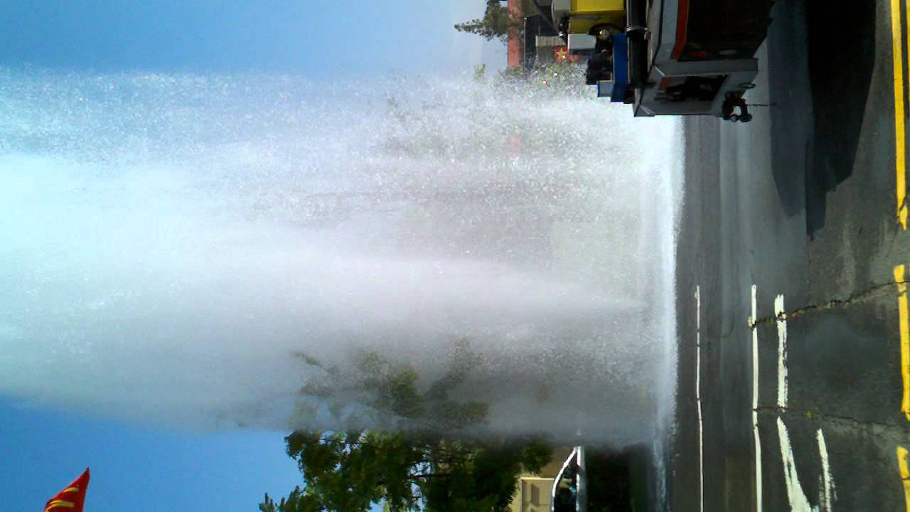 Hit fire hydrant - YouTube