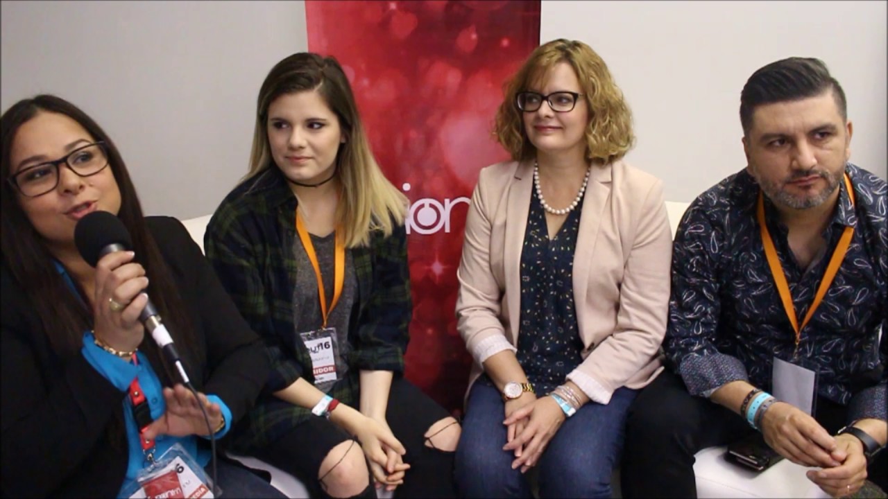 ENTREVISTA COALO, LORENA Y LORI ZAMORANO EXPOLIT16 - YouTube