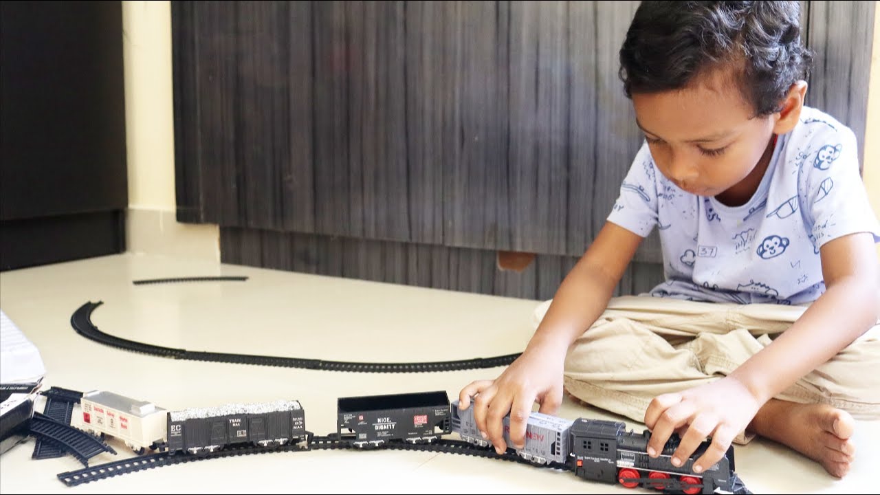 Unboxing And Assembling Toy Train - YouTube