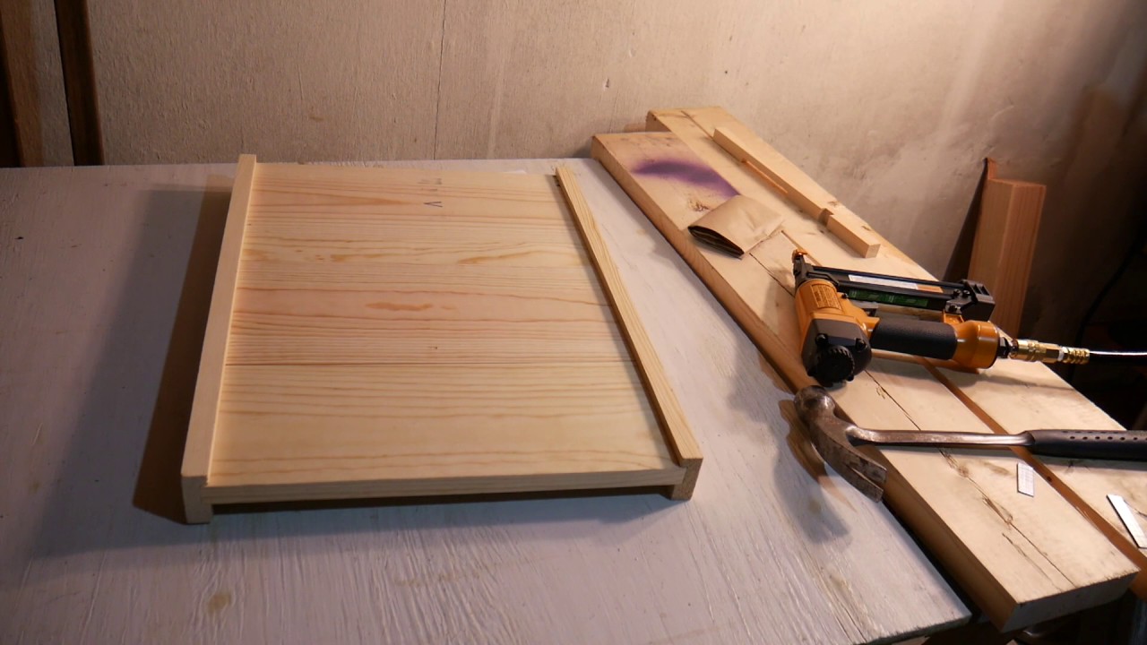 Honey Bee Hive Bottom board assembly - YouTube
