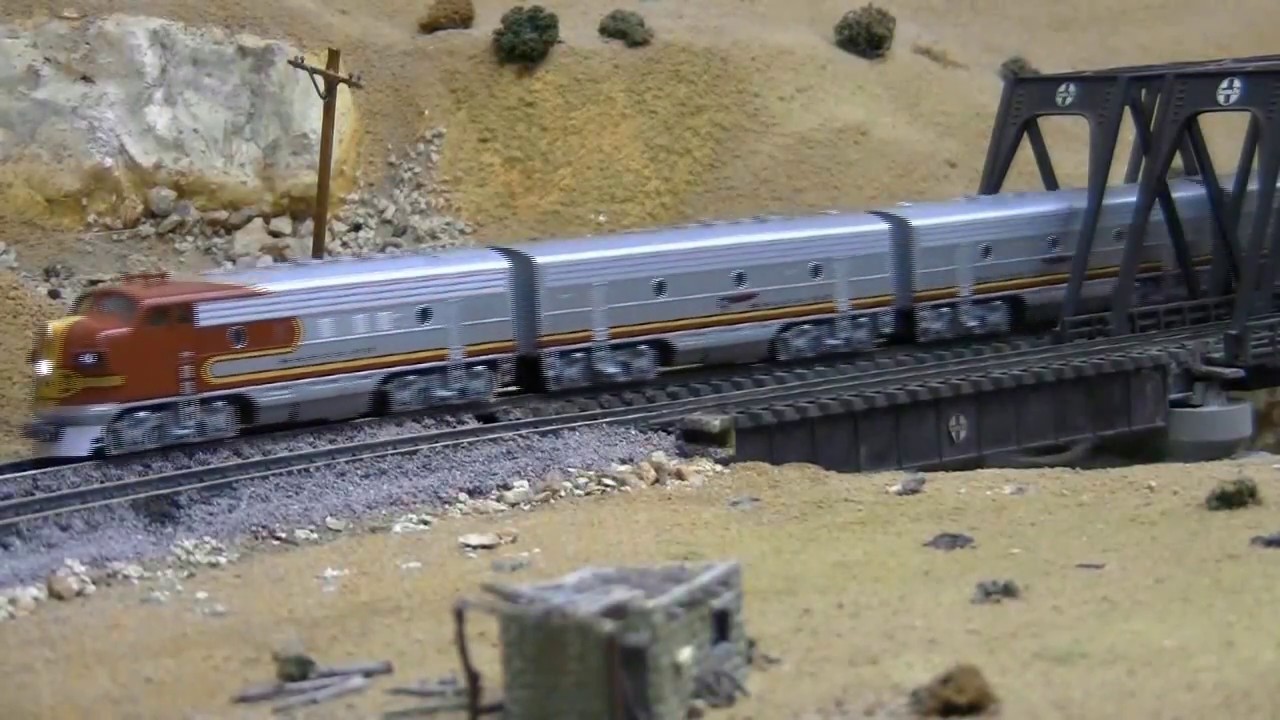 1954 Santa Fe EL CAPITAN in N Scale - YouTube