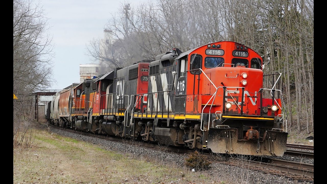 RAILREEL Working Hard CN 583 Woodstock Ontario April 7 2025 - YouTube