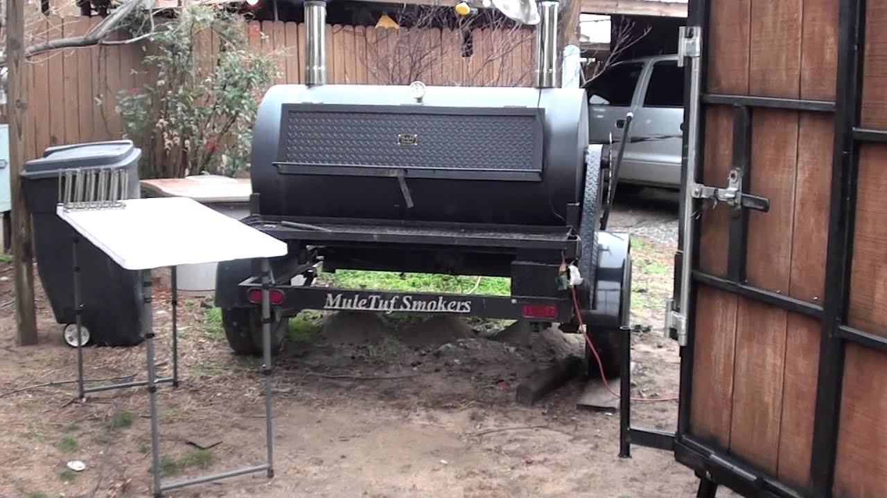 Smokers BBQ Dog - YouTube