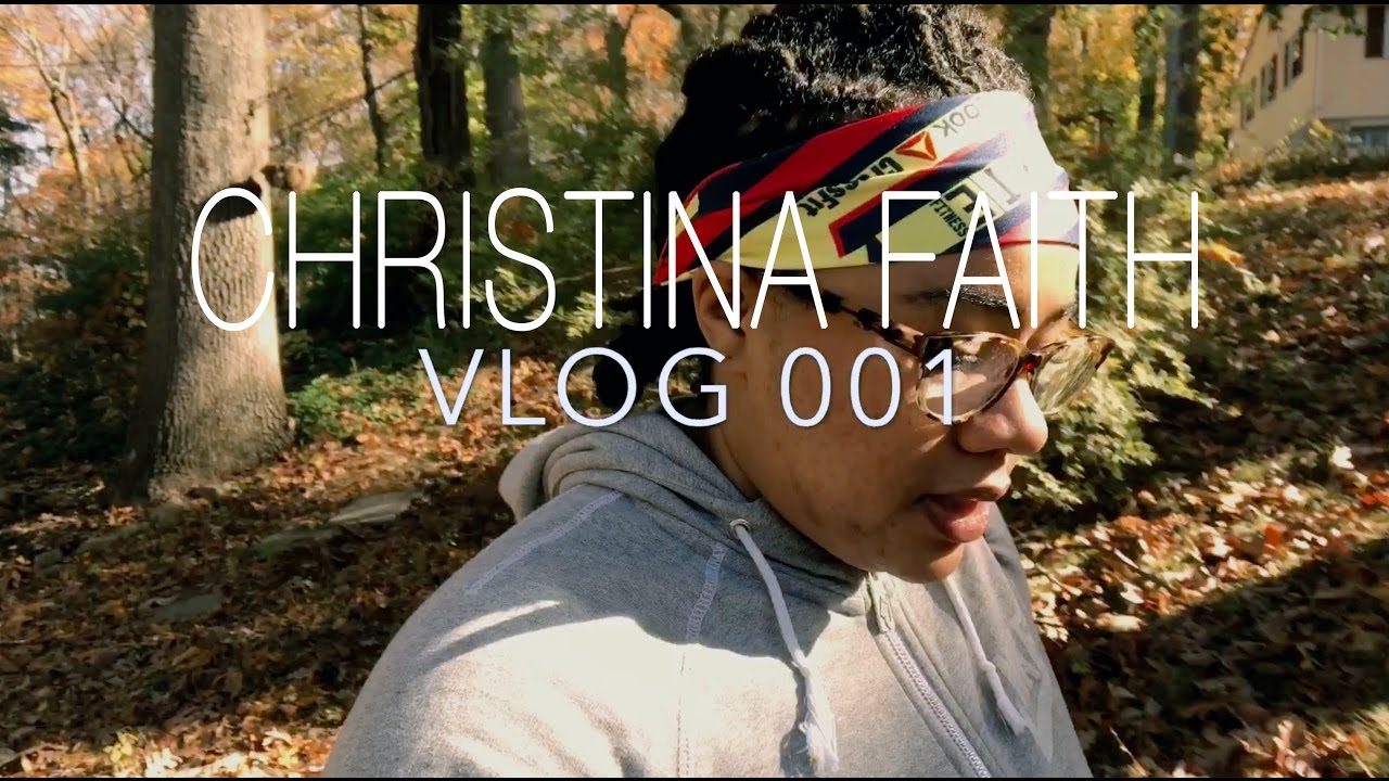 Vlogging is weird but I love it! Christina Faith Vlogs in a bonnet Vlog ...