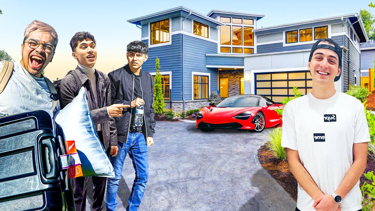 WE MOVED INTO CLOAKZY'S NEW HOUSE! **SURPRISE** 🤫 - YouTube
