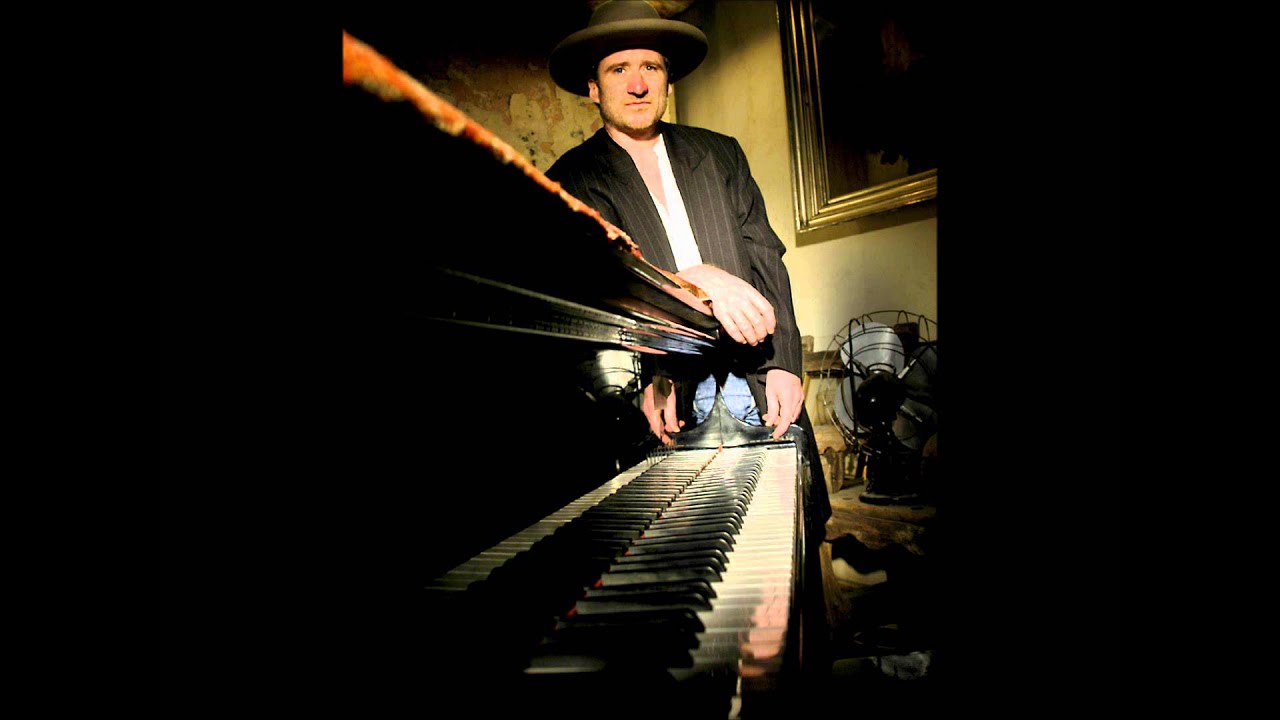 Everything I Do Gonh Be Funky - YouTube