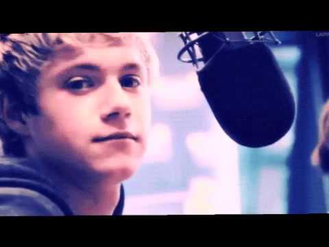 Niall Horan sexy moments - sex therapy