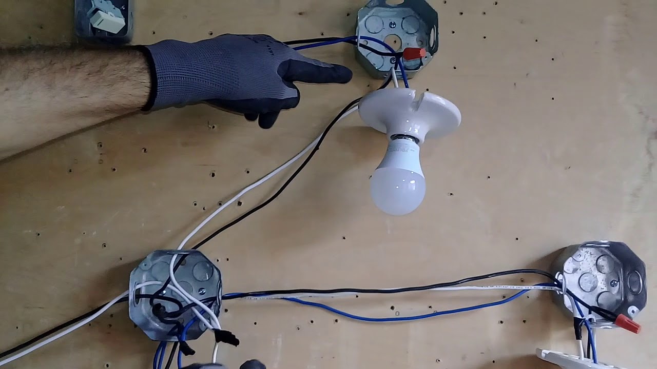 Como hacer derivaciones desde diferentes rosetas (portalámparas ...