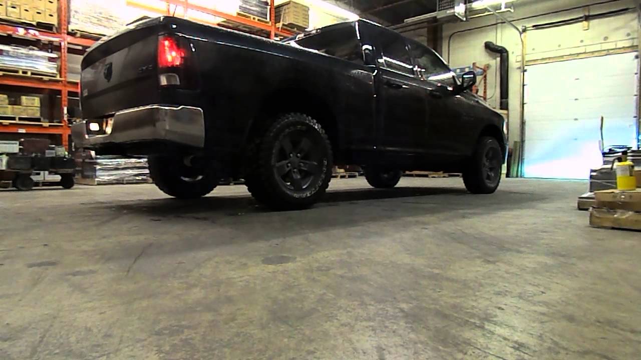 Ram 4.7 Magnaflow 12589 Muffler - YouTube
