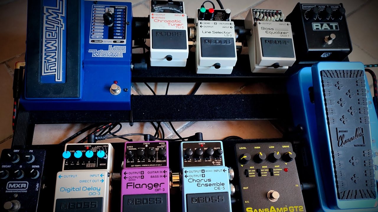 Justin Chancellor Bass pedalboard Tone Demo - YouTube