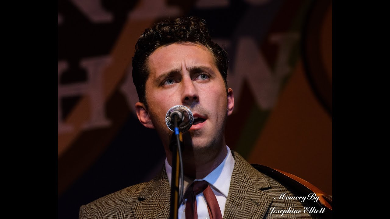 Josh McMillen - Everybody Loves Somebody - YouTube