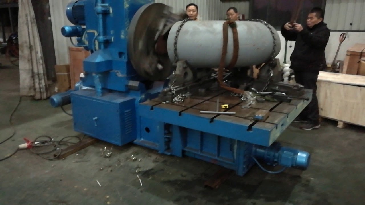 High Speed Pipe and Pipe Fittings End Beveling Machine - YouTube