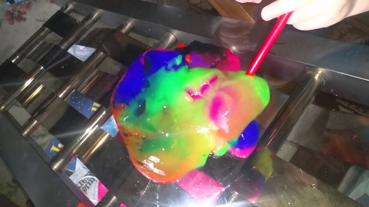 Mixing slime together - YouTube