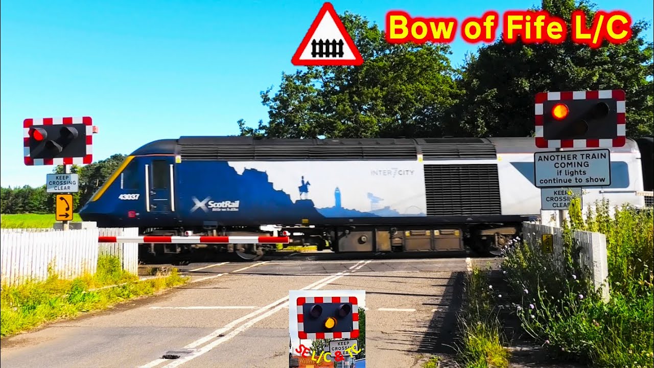 Bow of Fife Level Crossing, Fife - YouTube
