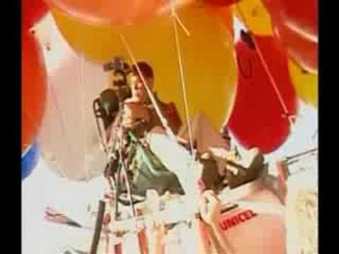 Helium balloon powered flight for Oregon man's lawn chair - YouTube