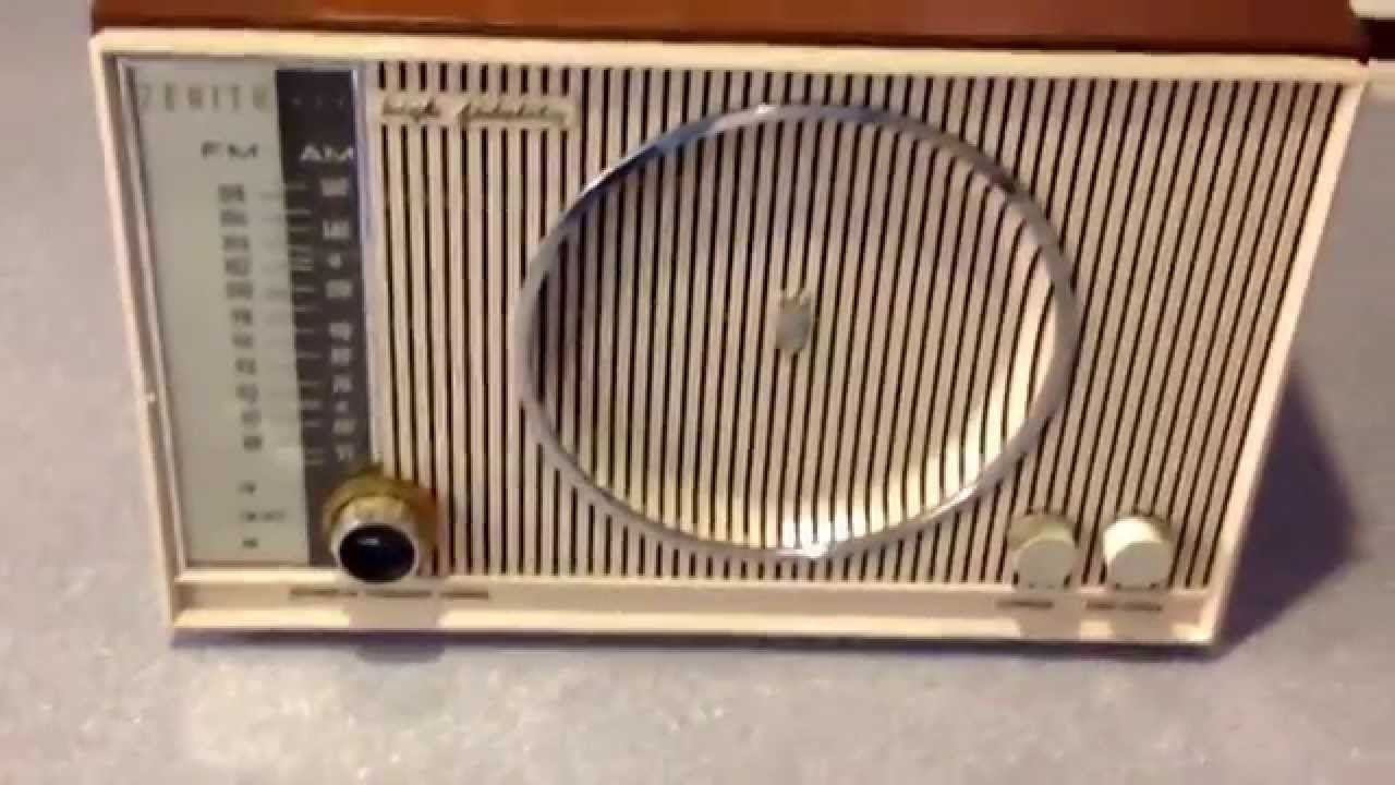 Vintage Zenith C845 tube radio from the 1950's sound nice. - YouTube