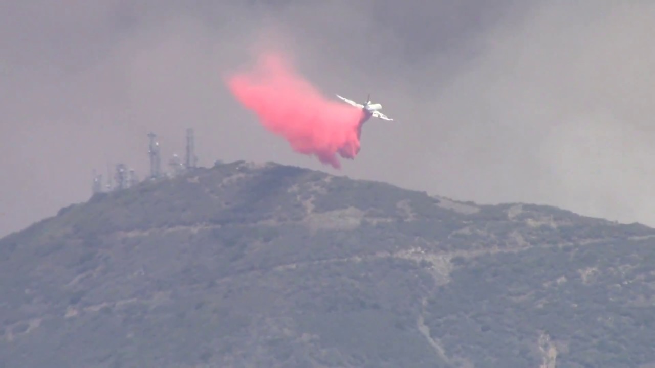 Holy Fire Air Attack in Cleveland National Forest - YouTube