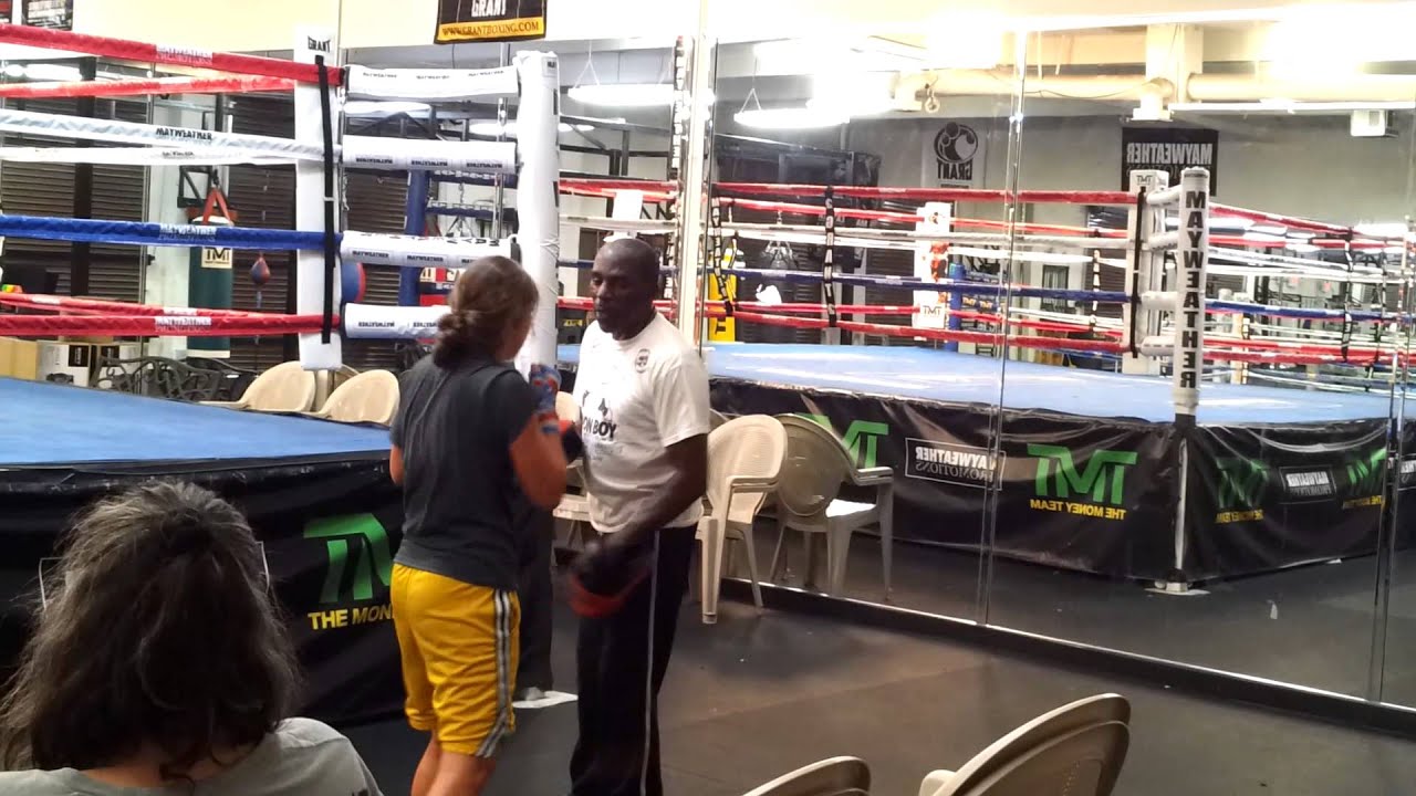 Roger Mayweather training Mikayla "MK Ultra" Nebel @ Mayweather Boxing ...