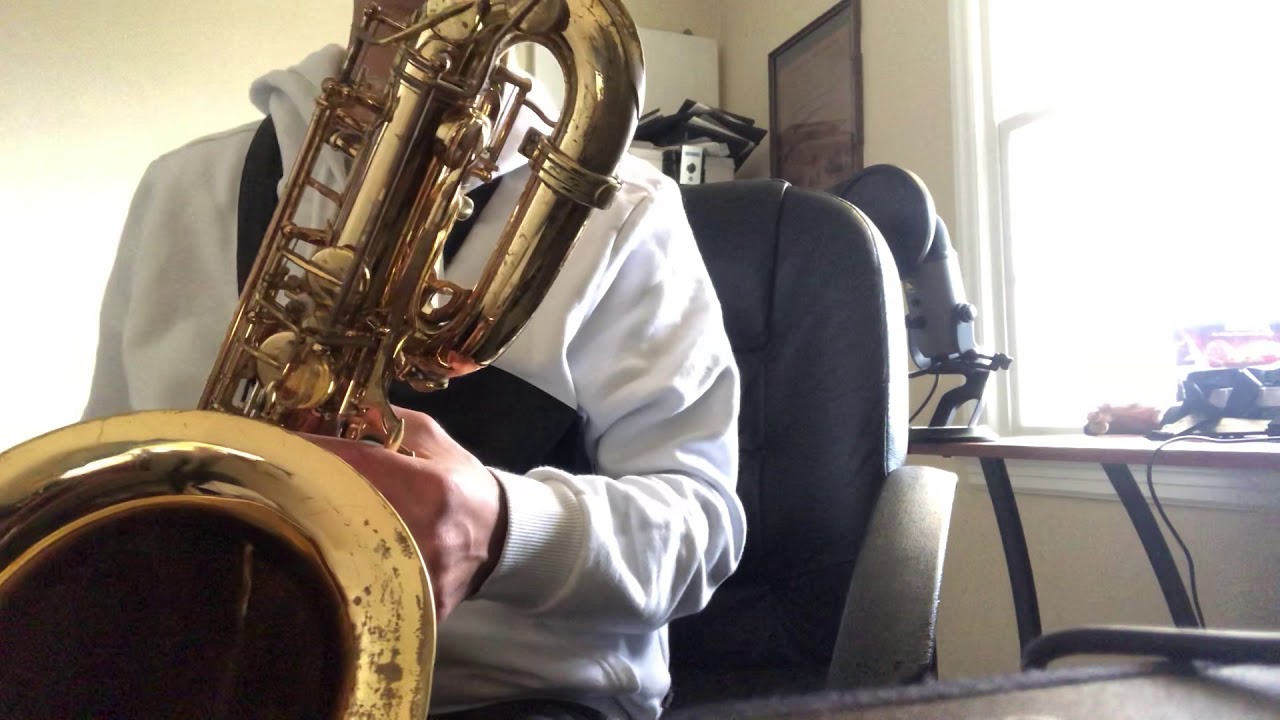 Mario kart lick on baritone saxophone!!!! - YouTube