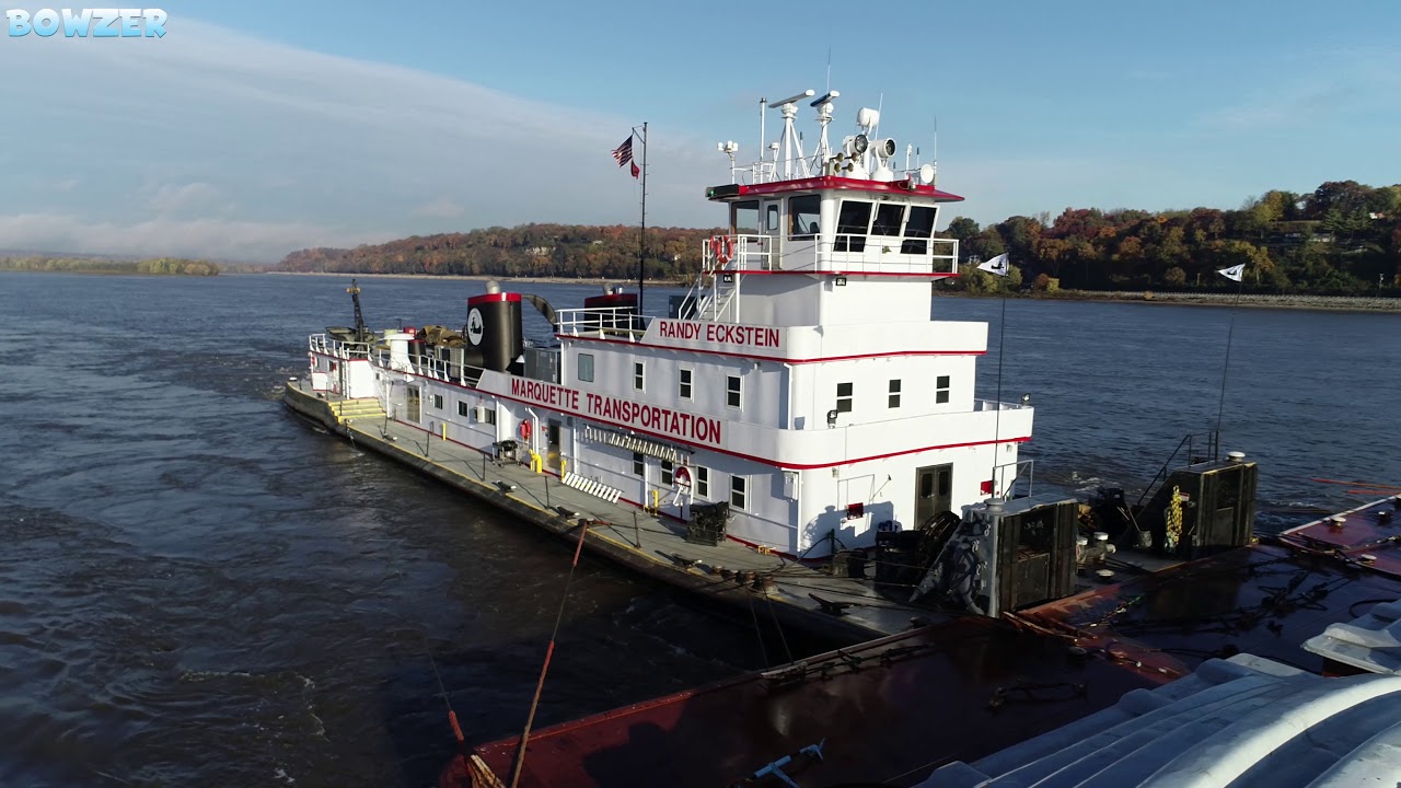The M/V RANDY ECKSTEIN Fog @ Portage and Clearing with Colors - YouTube