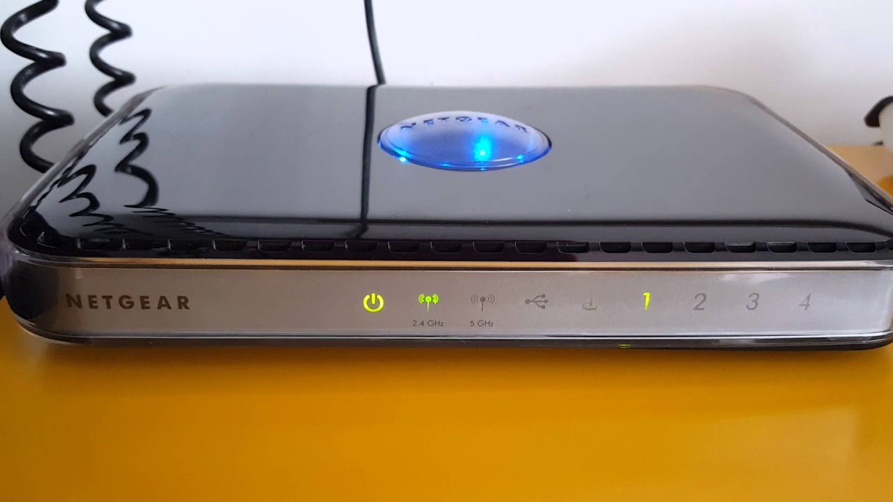 Netgear WNDR3400 - YouTube