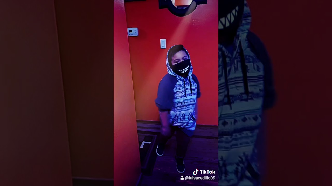 William tik Tok - YouTube