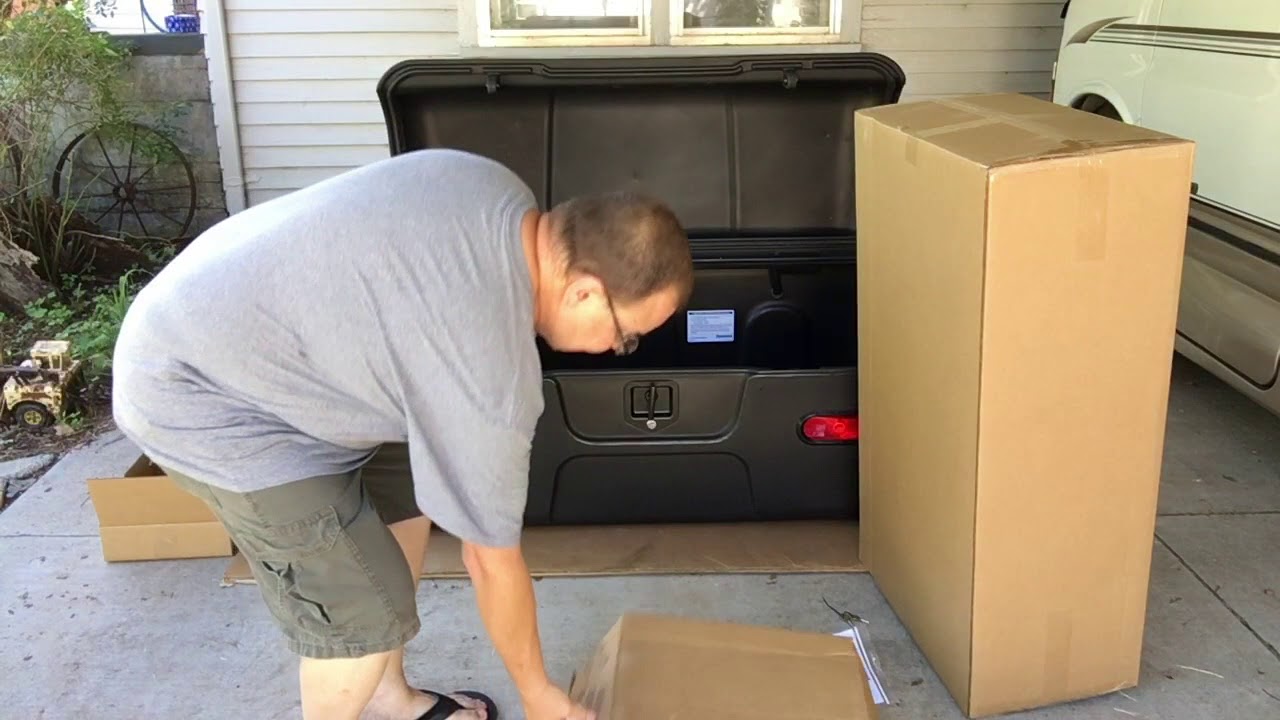 Stowaway 2 Cargo Carrier and swing arm unboxing and installation part 2 ...