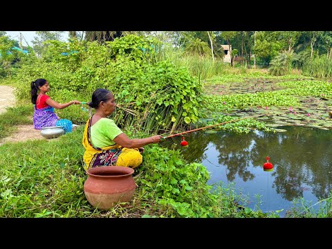 Fishing Video || Grandma caught fish in his own pond by applying best and most effective technique