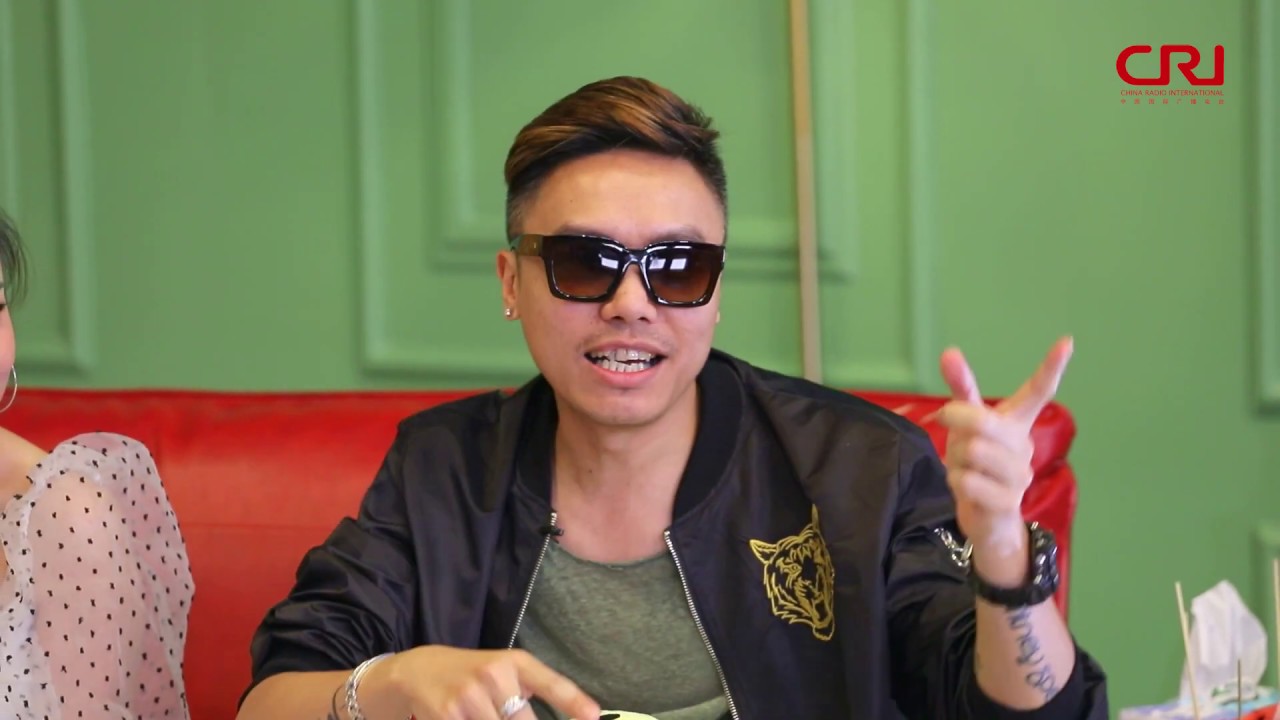 ໝາກນັດພາລົມ - Pineapple Chit Chat EP3/4 [23-5-2020] - YouTube