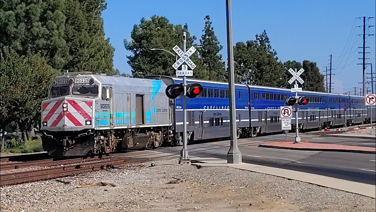 Railfannning with @cesarh9495 at Santa Fe Springs Railroad Crossings 😎🎉 ...