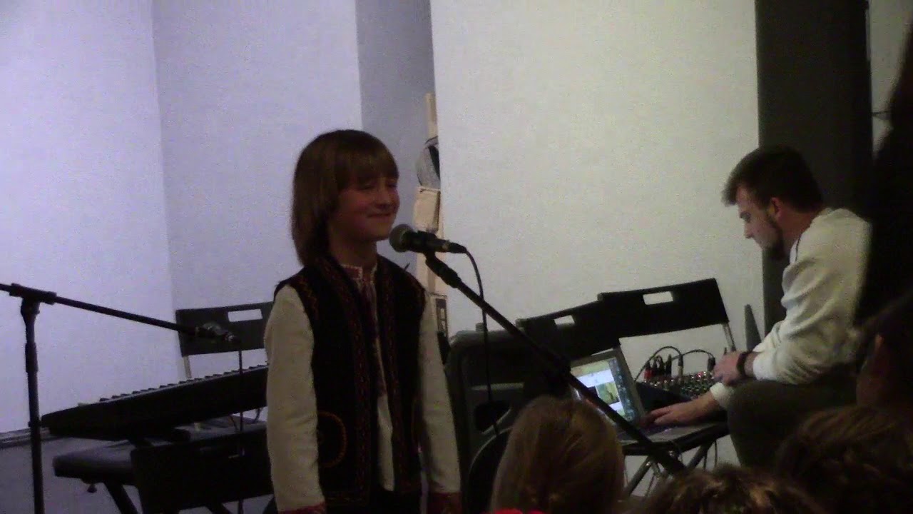 Fedir Kravchenko : "Say Say Say" by Paul McCartney and Michael Jackson - YouTube