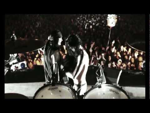 HARDCORE SUPERSTAR - Beg For It (OFFICIAL MUSIC VIDEO)