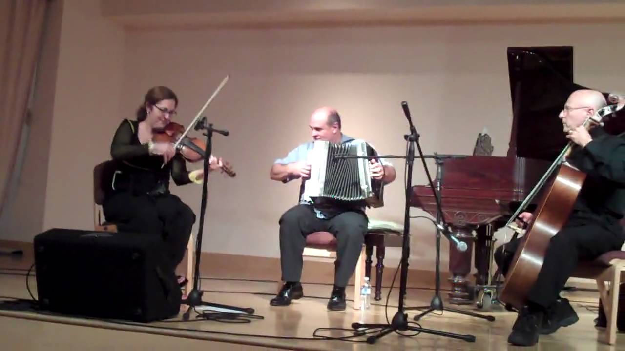 Veretski Pass - The Klezmer Shul - 4th Movement - YouTube