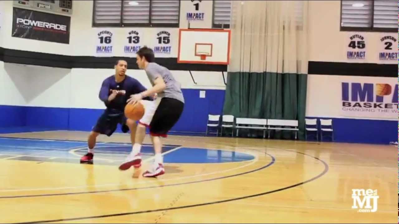 Hooping at Impact Basketball (mevsMJ.com) - YouTube