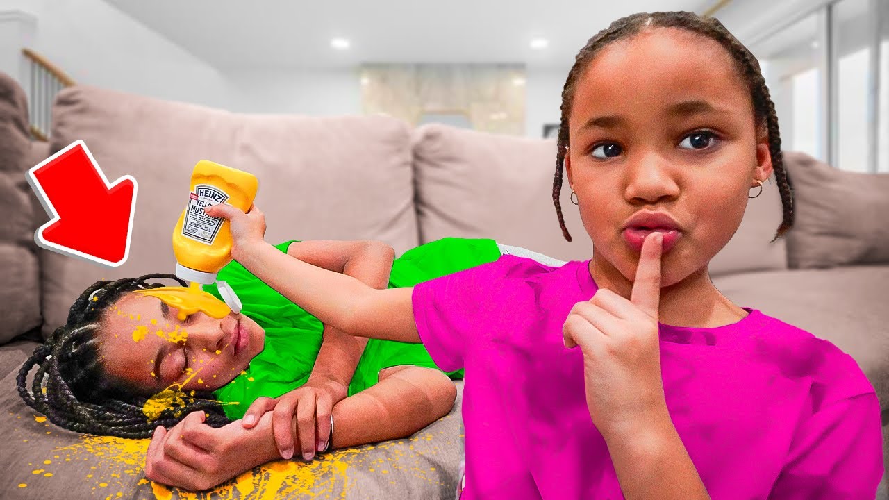 She Pranked Her Big Sister While She Was Sleeping π Youtube