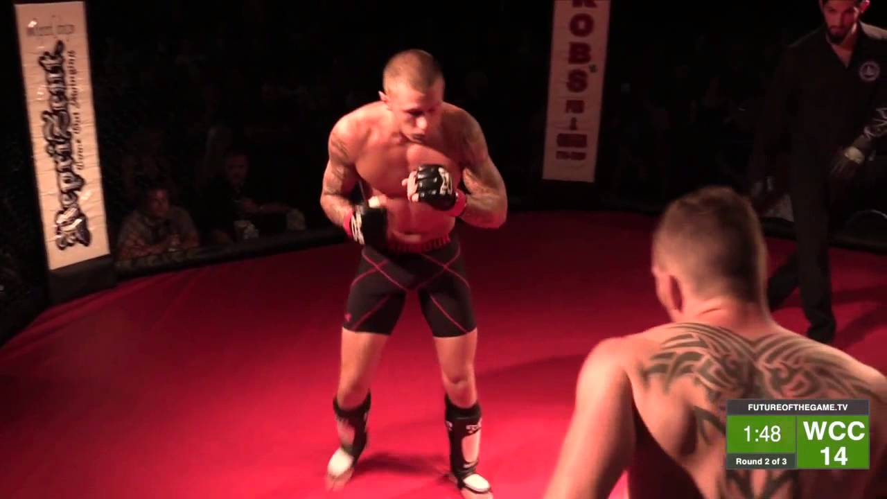 Zak Kelly vs Justin Adams - YouTube