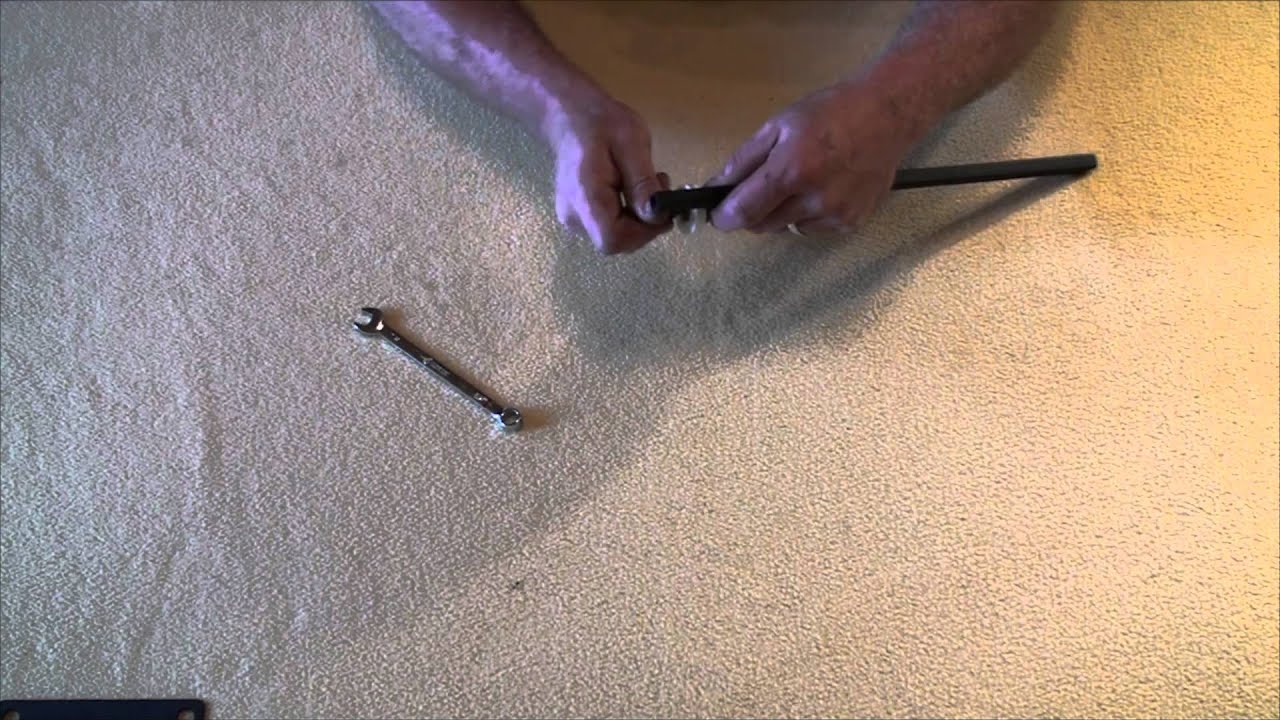 Feet Down Flagging System Assembly Video, Goose Flag Hunt Waterfowl ...