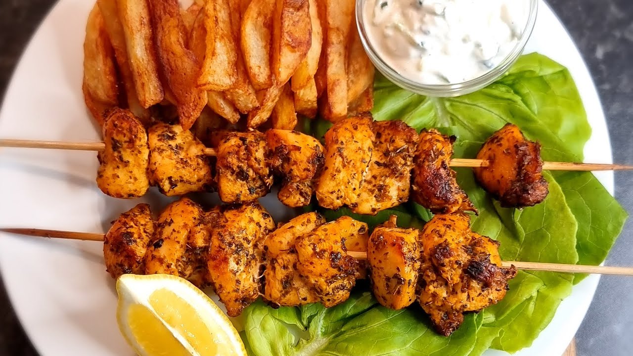 🍢Taverna style chicken skewers with yoghurt sauce,so delicious🍋 - YouTube