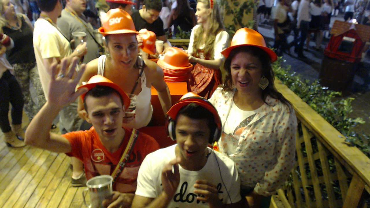 Hugo 17 10 2014 - YouTube