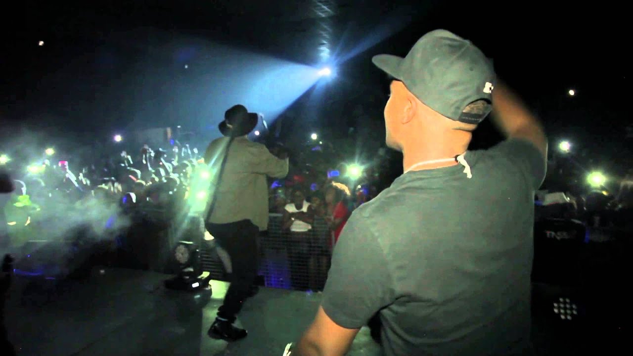 Cassper Nyovest, Riky Rick & Major League Djz perform The Bizness in ...