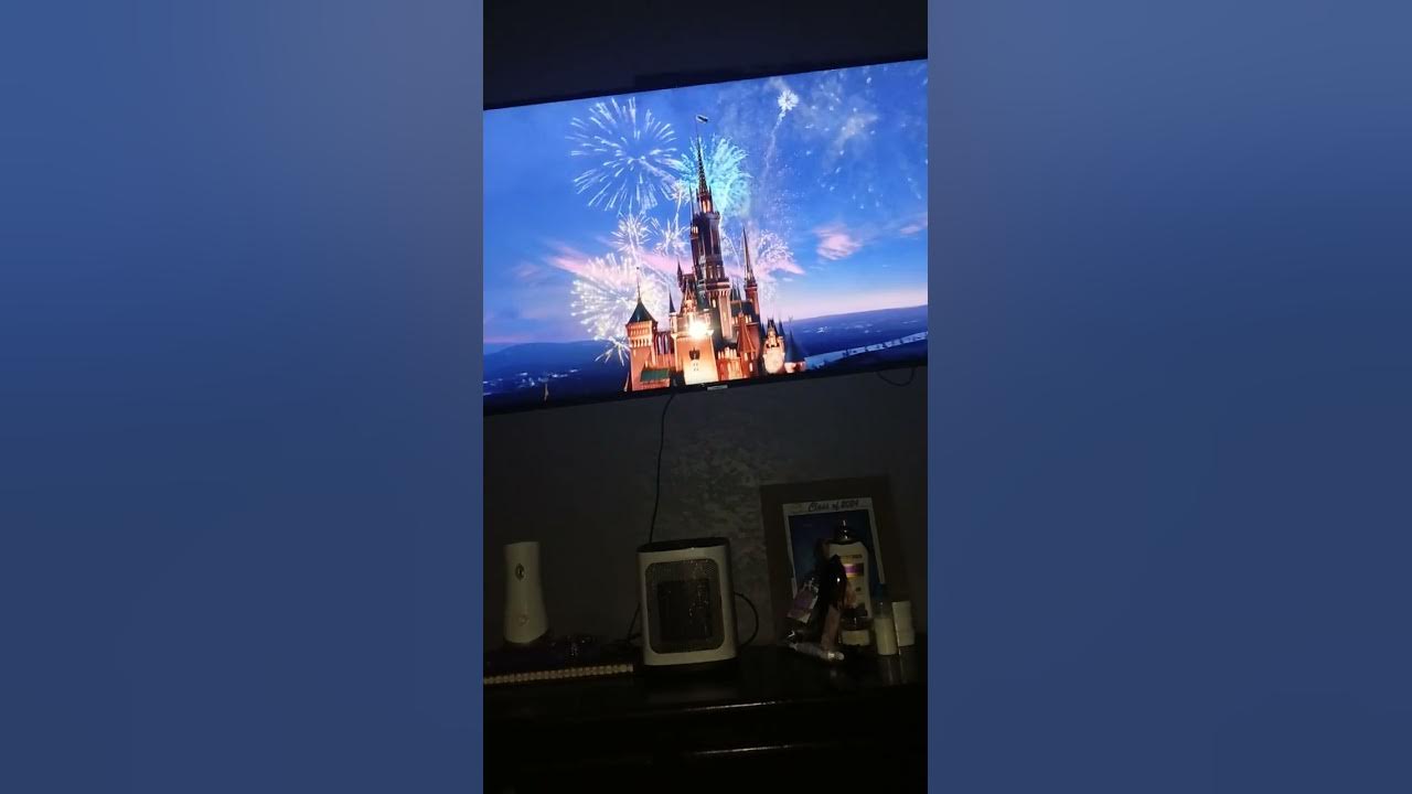 despicable Me end credits on Disney Channel the lion King - YouTube