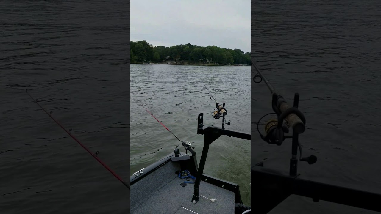 I made a trolling setup for my tracker boat - YouTube