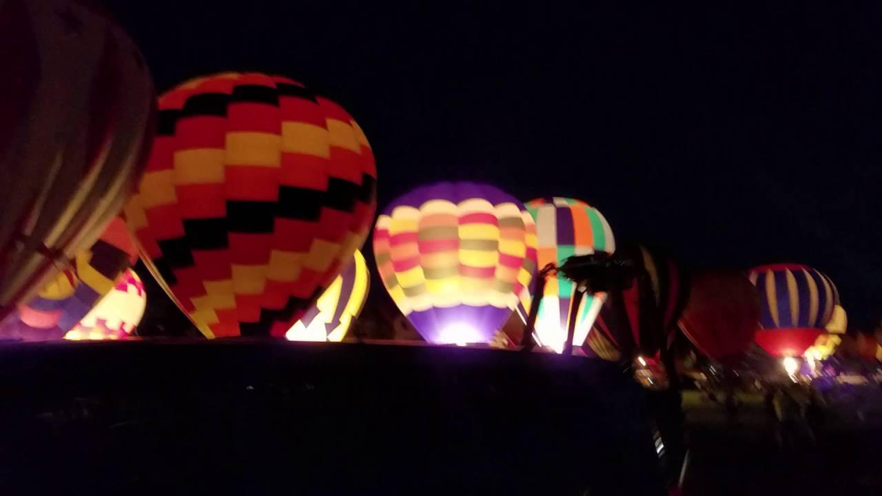 Albuquerque International Balloon Fiesta 2016 opening day balloon glow ...