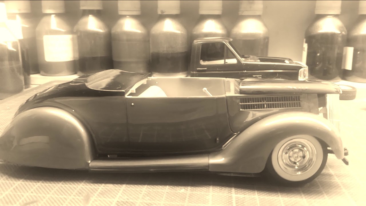 1936 Ford Convertible Coupe 2 'n 1, Revell - YouTube