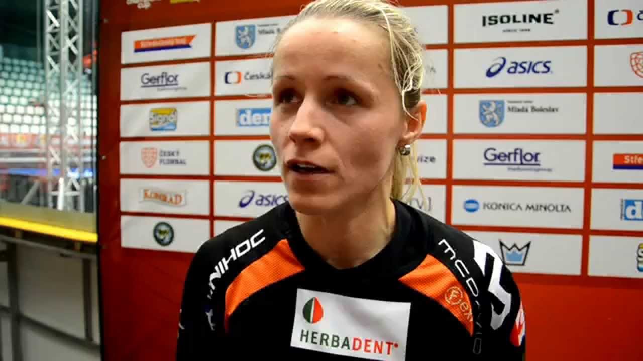 Denisa Billá po utkání s Churem - YouTube