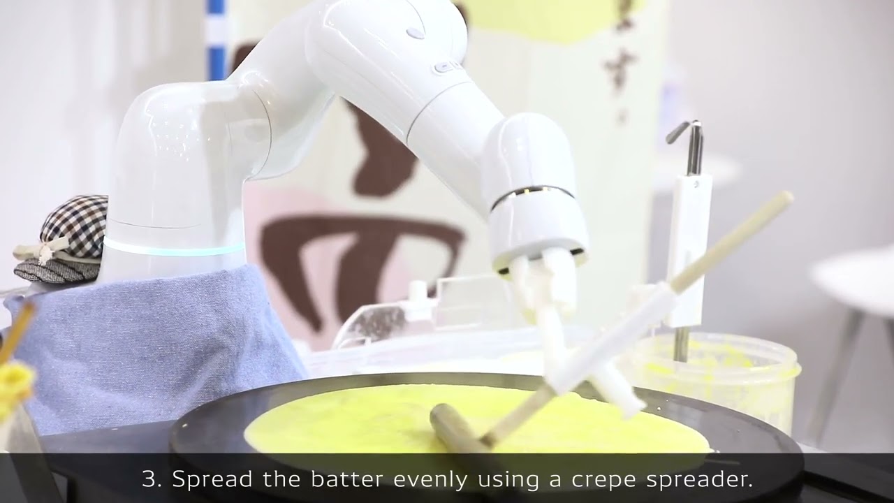 【FOOMA JAPAN 2022】Two COBOTTA units used for performing the multiple ...