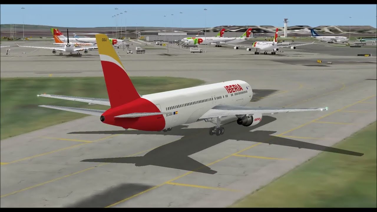 BOEING 767 304ER IBERIA LANDING AT LISBOA AIRPORT FS9 HD - YouTube