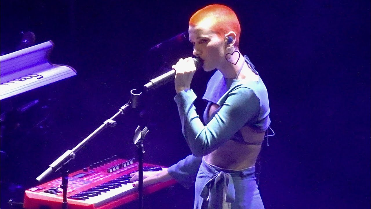 Broods, Bridges (live), SF Masonic, San Francisco, CA, February 27 ...