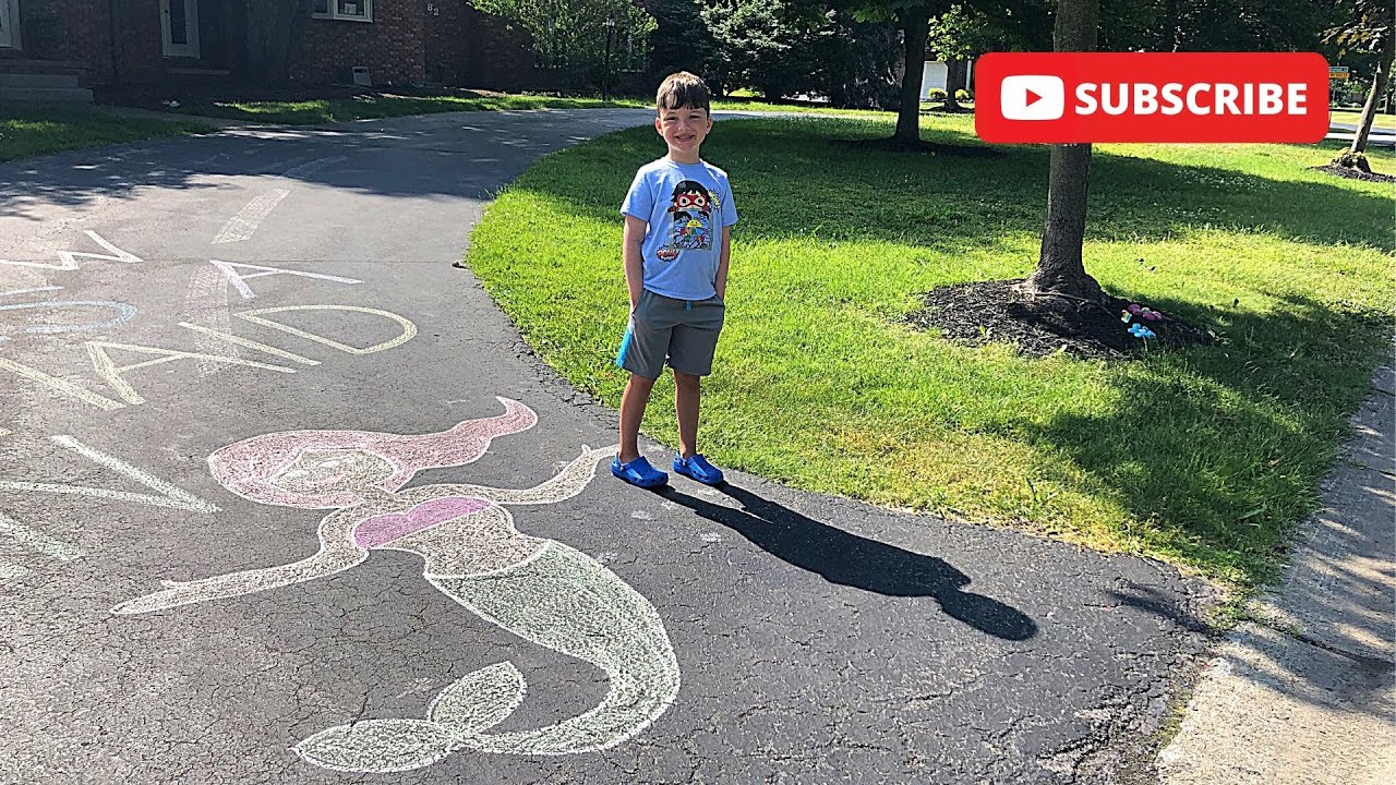 How Does A Mermaid Clean Her Tail? - YouTube